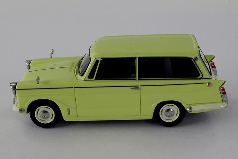 Triumph Herald 1200 Estate 1964 yellow 1:43 – Traffic Modelcars