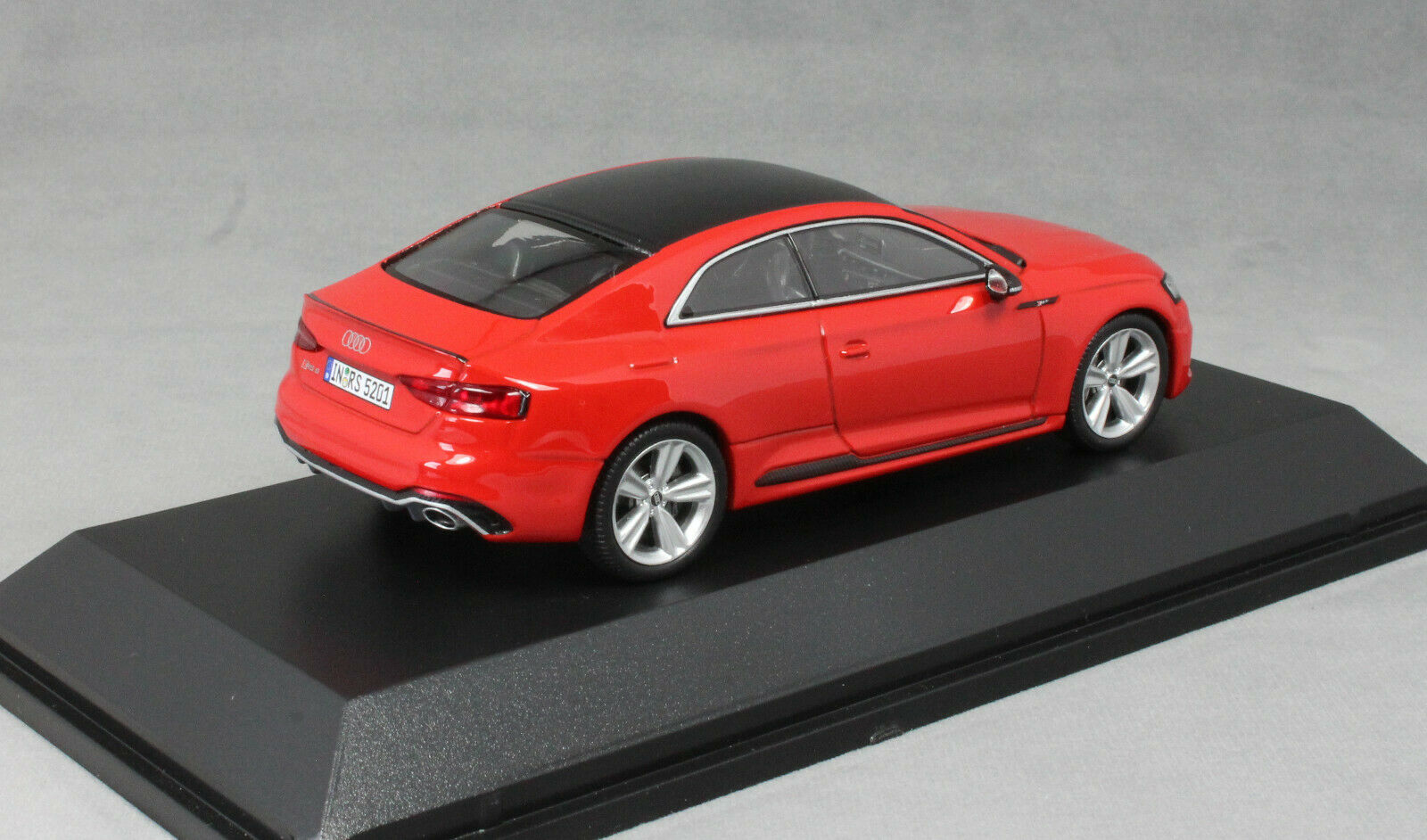 Audi RS 5 coupe 2017 Misano Red 1:43 – Traffic Modelcars