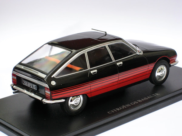 Citroen GS Basalte 1978 black 1:24 – Traffic Modelcars