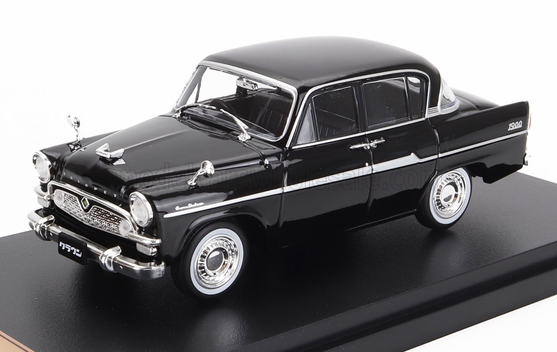 Toyota – Toyopet Crown (RS31D) 1961 black 1:43 – Traffic Modelcars