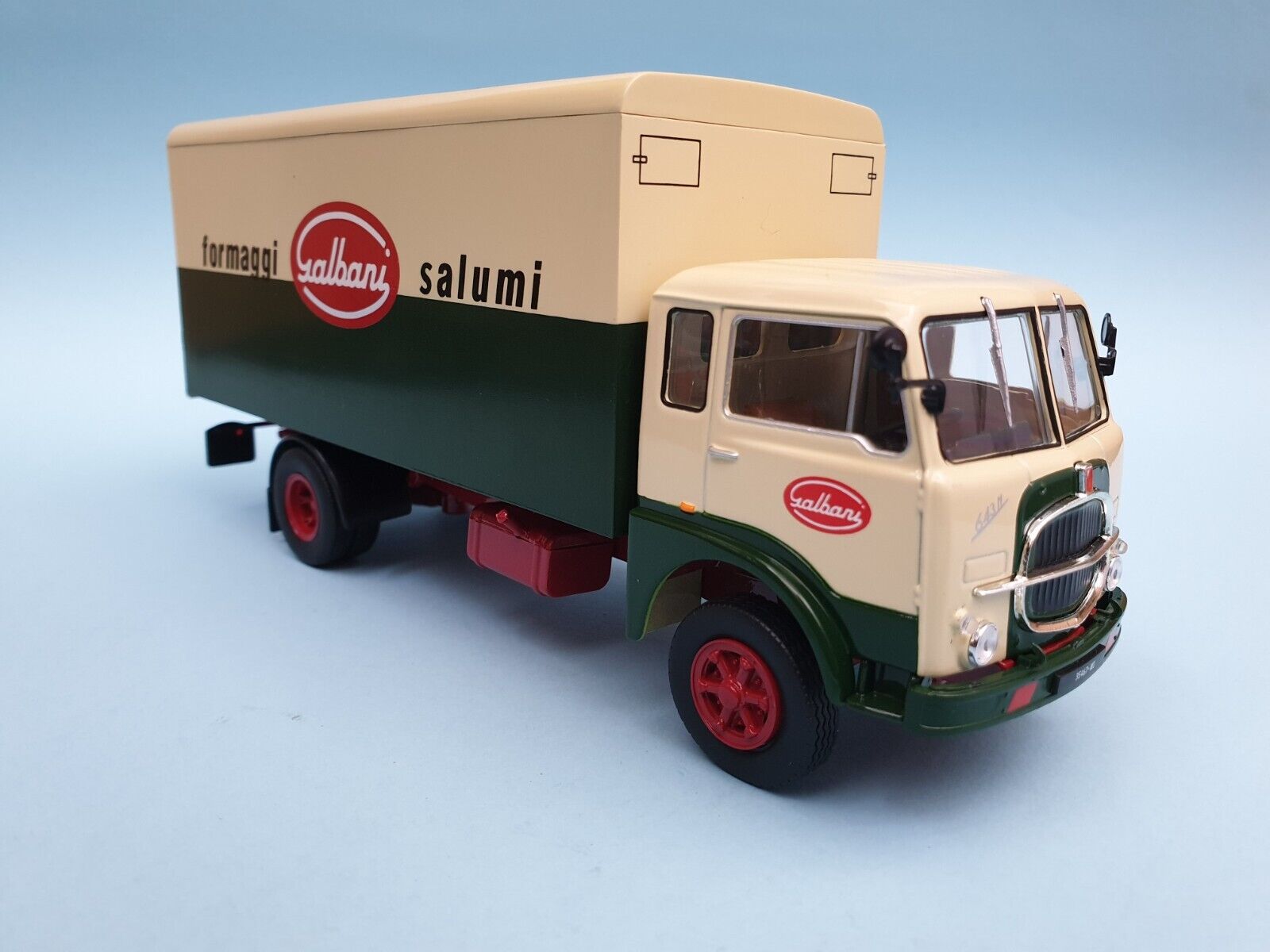 Fiat 643 N Galbani 1963 1:43 – Traffic Modelcars
