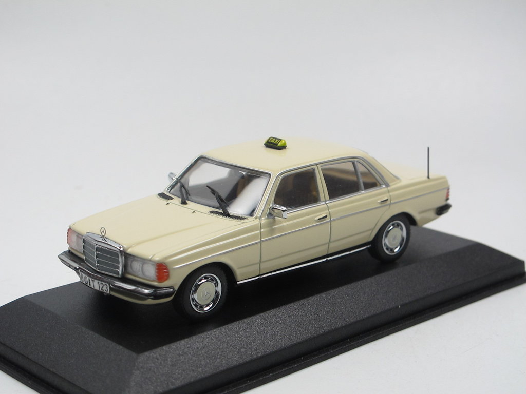 Mercedes-Benz W123 Limousine Taxi 1:43 – Traffic Modelcars